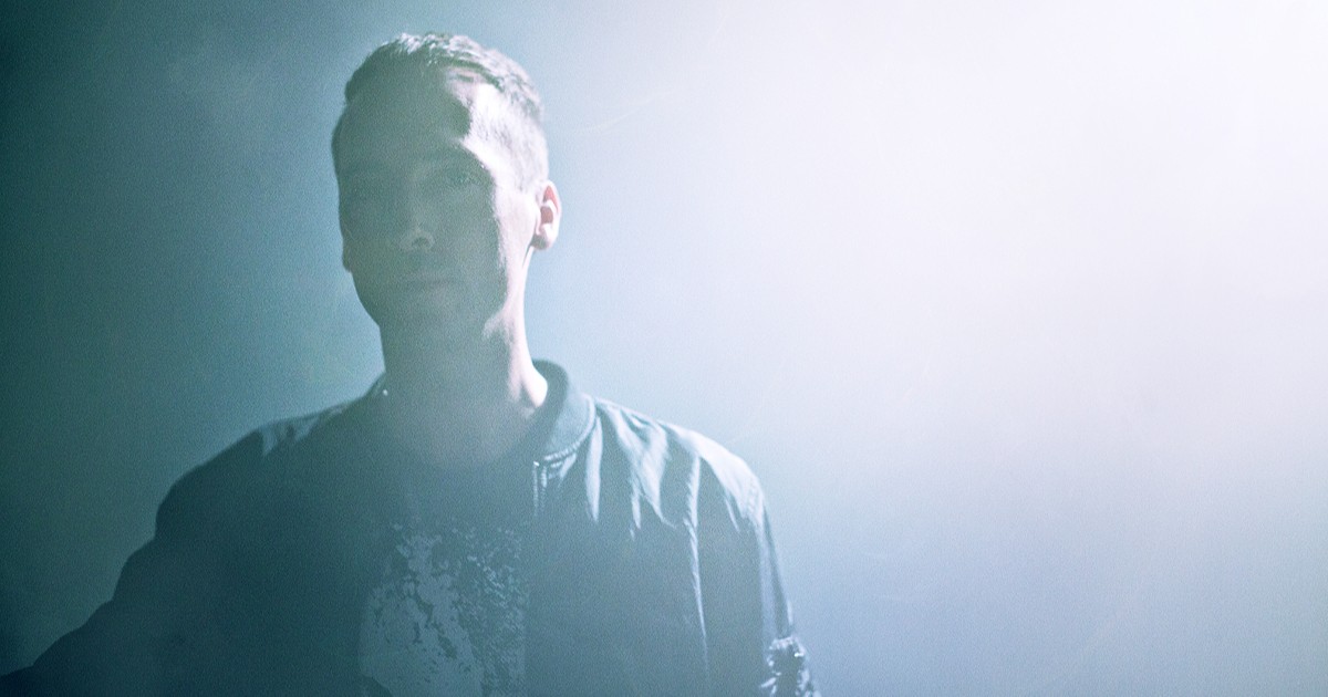 Tim Hecker: Sonic Experimentation and Emotional Soundscapes | Artist Page